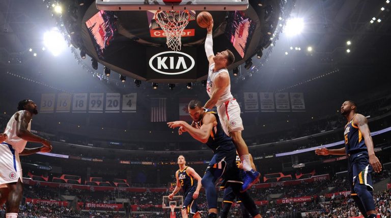 NBA - Top 10 de la nuit : Blake Griffin escalade la tour Gobert