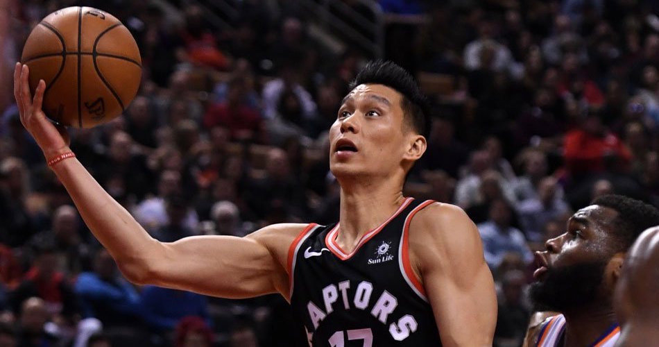 NBA - Jeremy Lin alpagué par la sécurité à Milwaukee