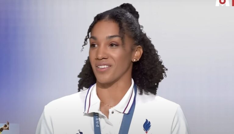 WNBA - À peine de retour aux États-Unis, Gabby Williams balance ...